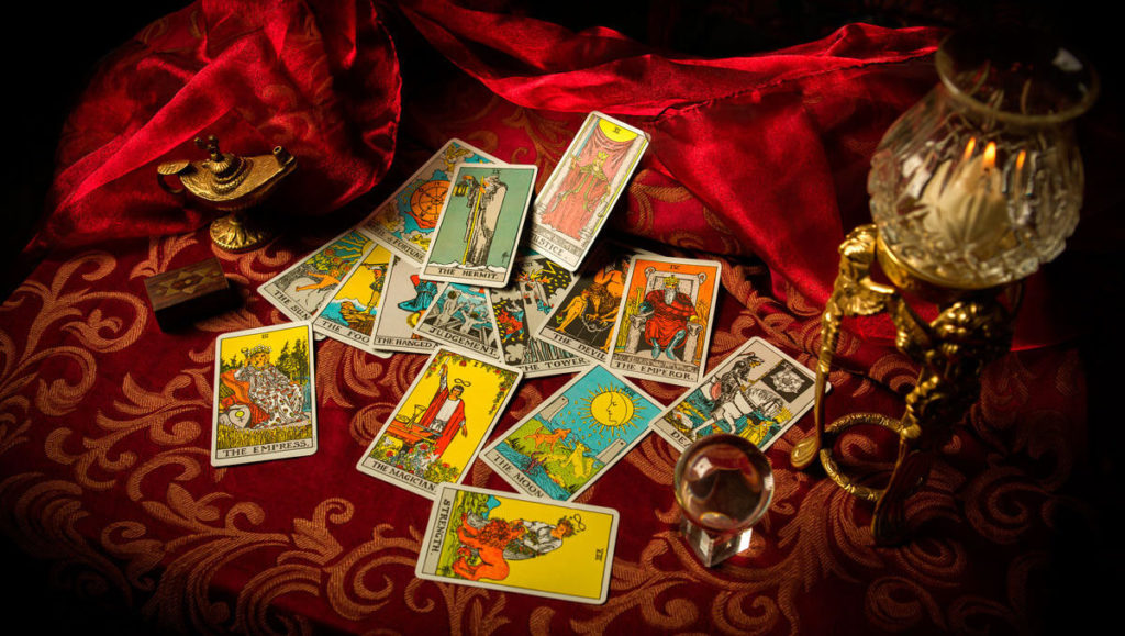 Le Tarot Tzigane - Voyance du Destin